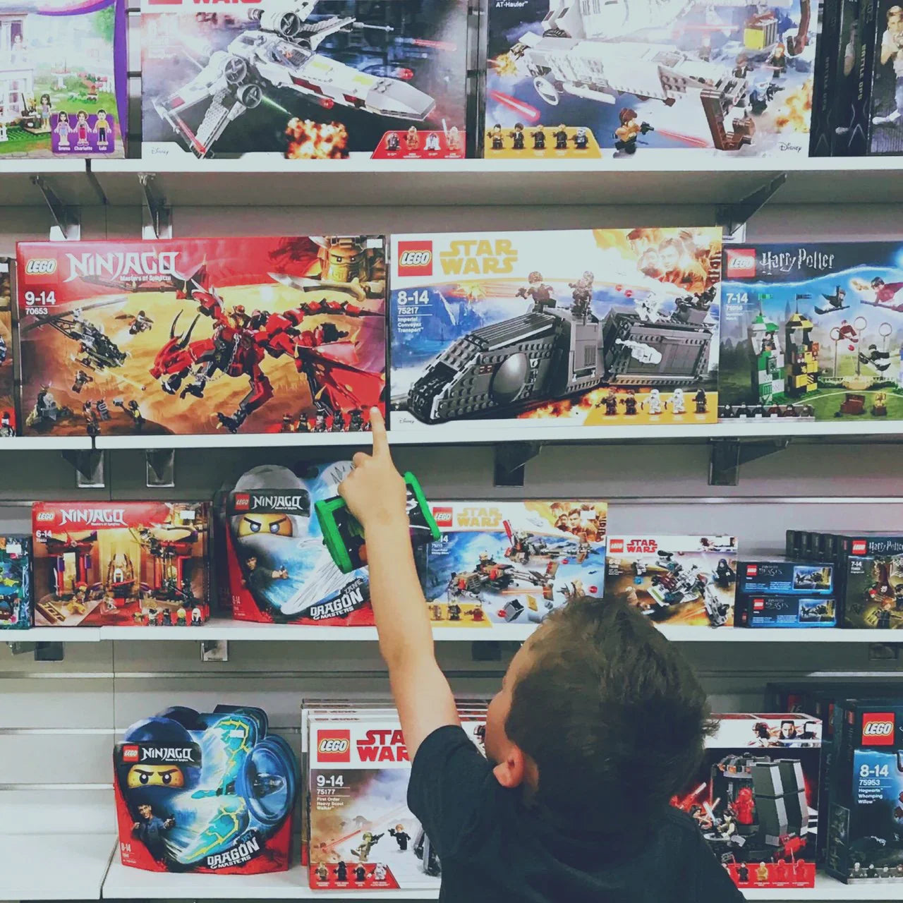 Lego – The Toy Station